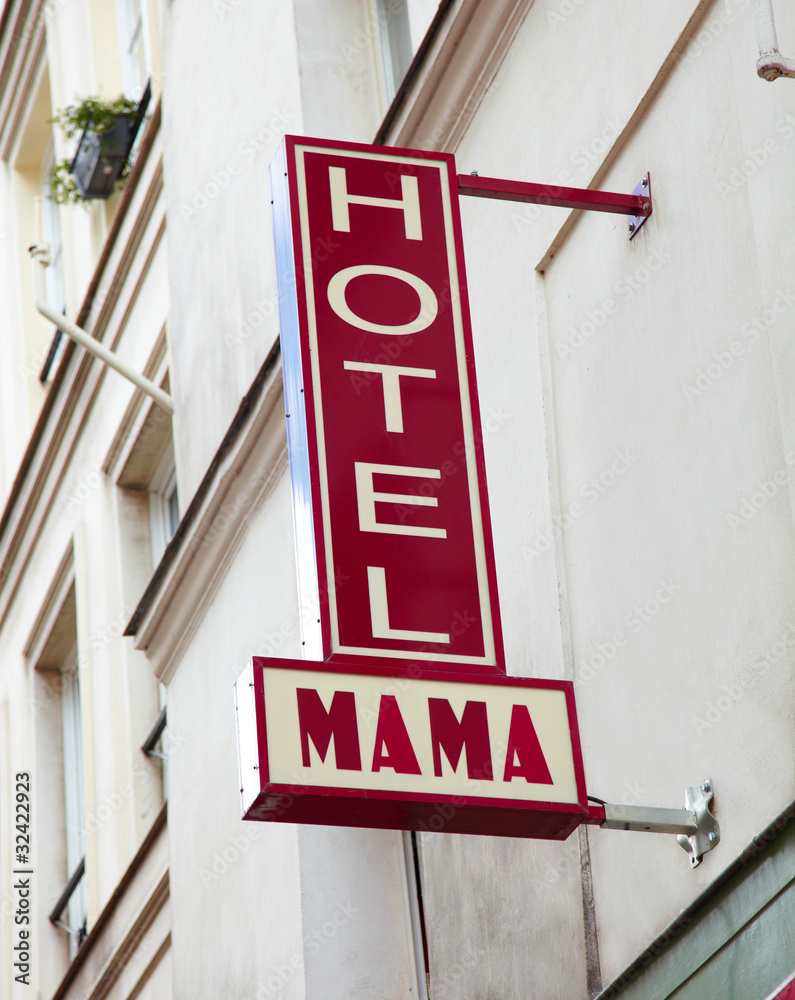 Hotel Mama Stock-Foto | Adobe Stock