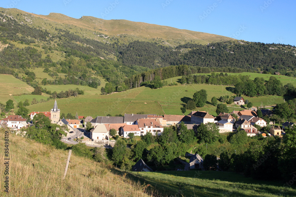 Village de Gresse-en-Vercors Stock Photo | Adobe Stock