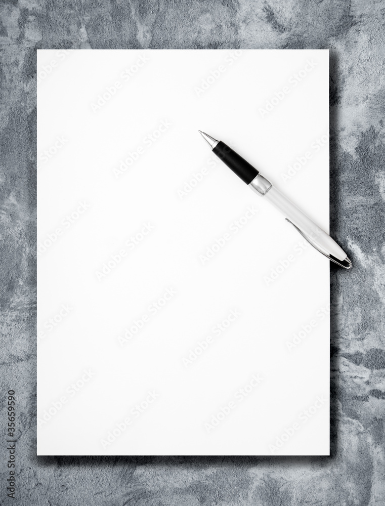 leeres blatt Stock-Foto | Adobe Stock