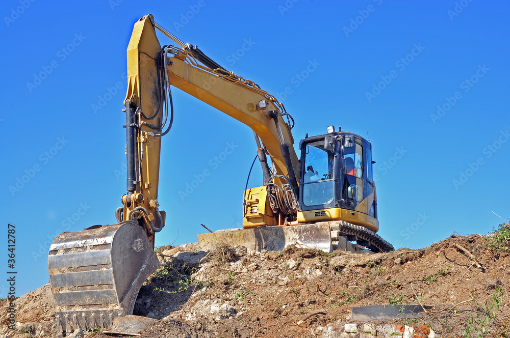 Bagger #111016-036 Stock-Foto | Adobe Stock
