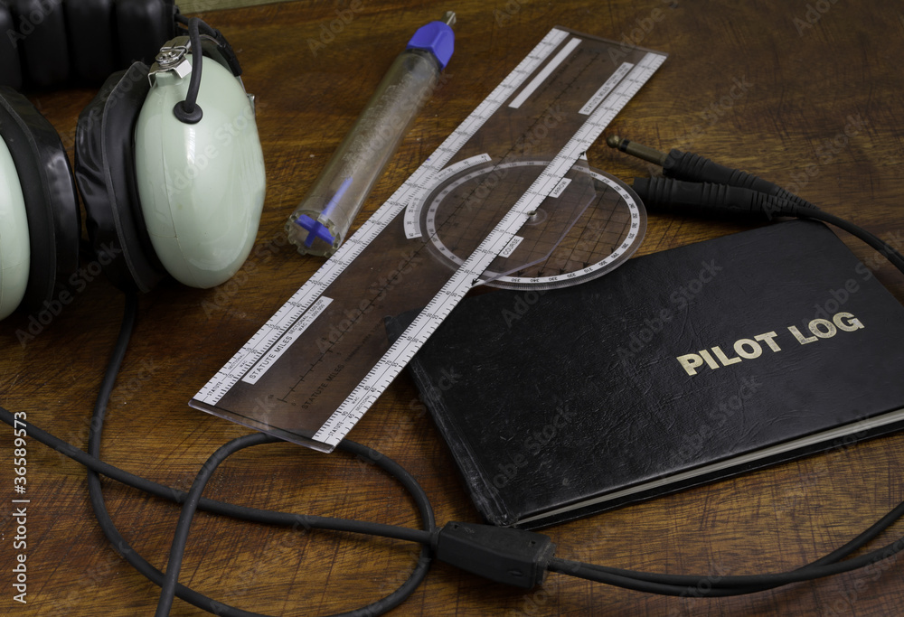 pilot tools foto de Stock | Adobe Stock