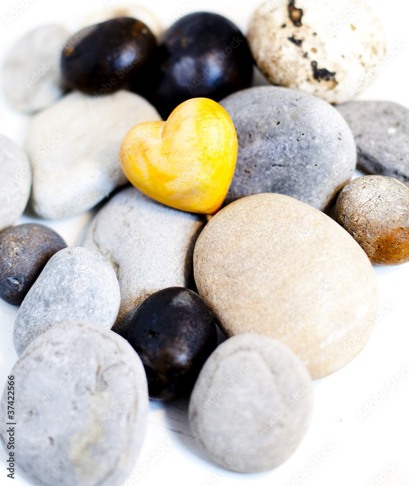 coeur sur pierre relaxantes chaudes Photos | Adobe Stock