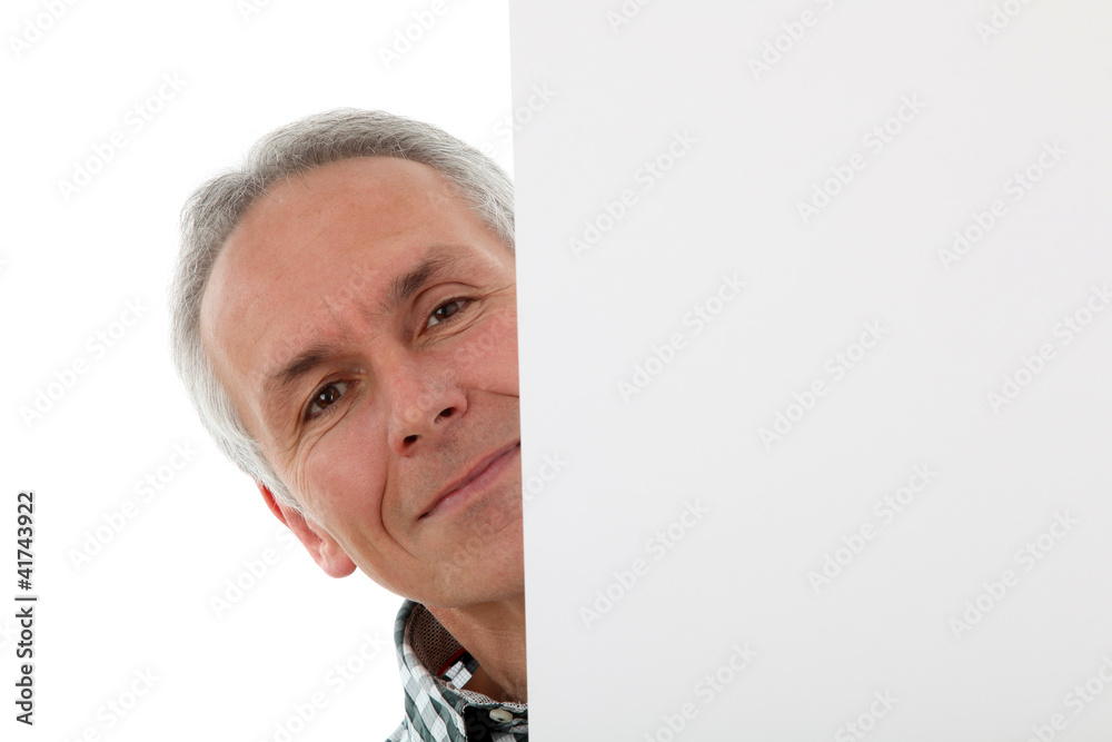 Um die Ecke schauen Stock-Foto | Adobe Stock