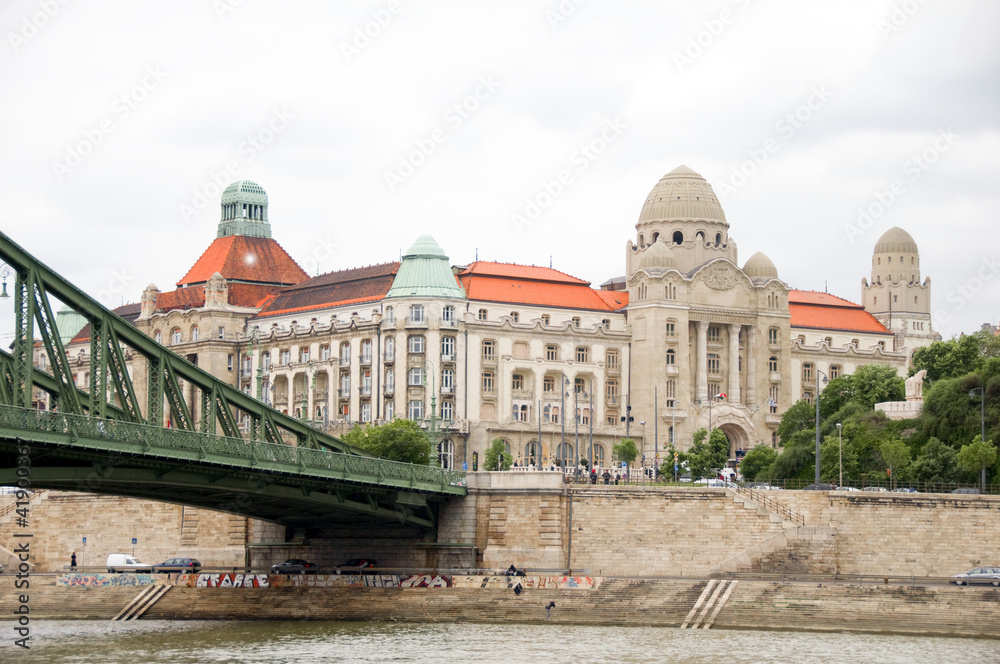 historic bath house spa architecture Chain Bridge Danube River B Stock ...