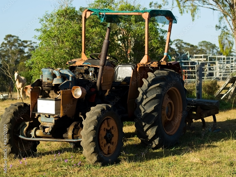 Vintage Australian tractor used in agriculture in Australia Stock Photo ...