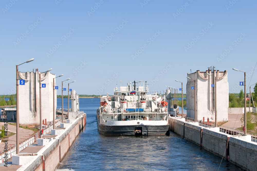 Sluice of the channel Volga-Don Lenin's name Stock Photo | Adobe Stock