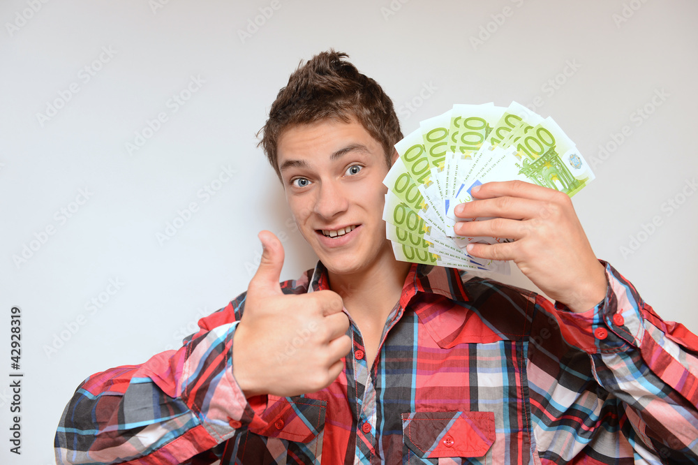 Mann mit Geld _nk Stock-Foto | Adobe Stock