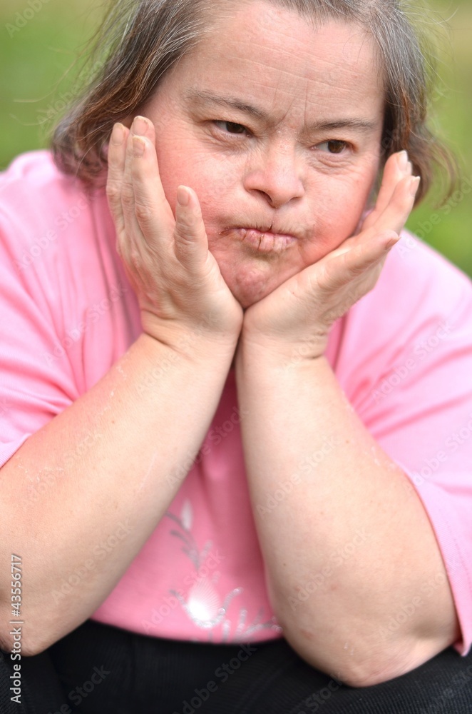 trisomique femme Photos | Adobe Stock