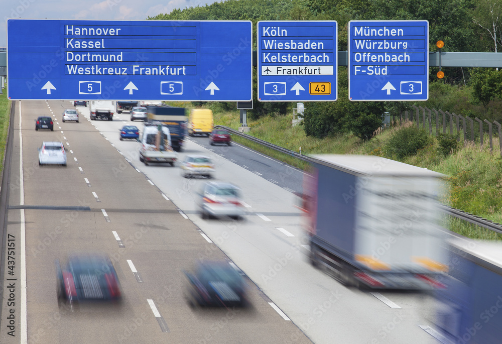 Die Autobahn Stock-Foto | Adobe Stock
