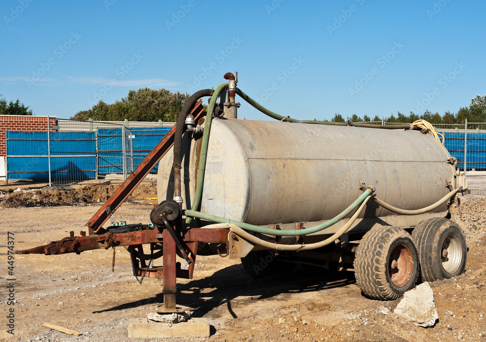 Tankwagen-Anhänger - Wassertank Stock-Foto | Adobe Stock