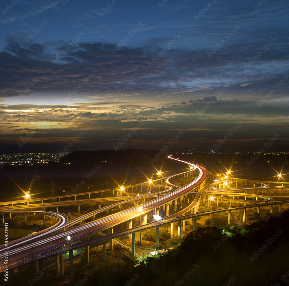 Architecture of highway construction with beautiful curves Stock Photo ...