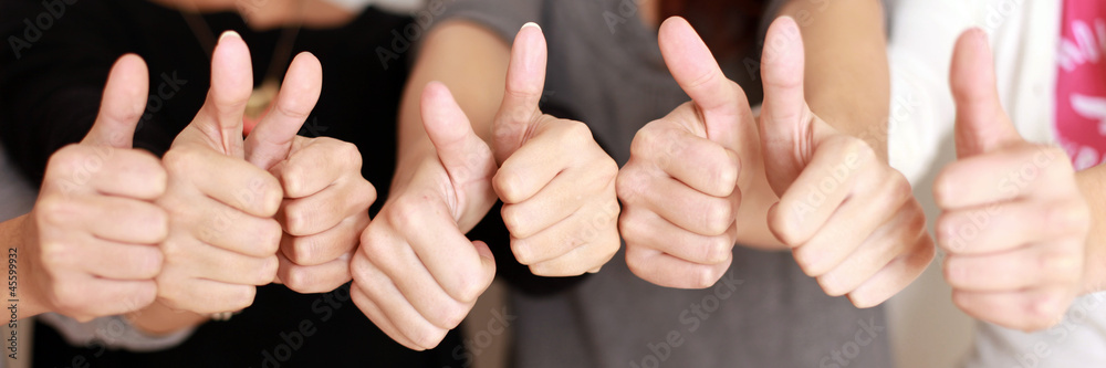 Daumen hoch Stock Photo | Adobe Stock