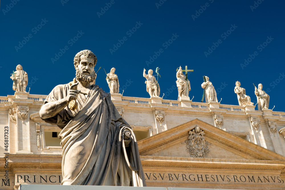 Statue of Peter the Apostle and St Peter's Basilica, Vatican, Rome ...