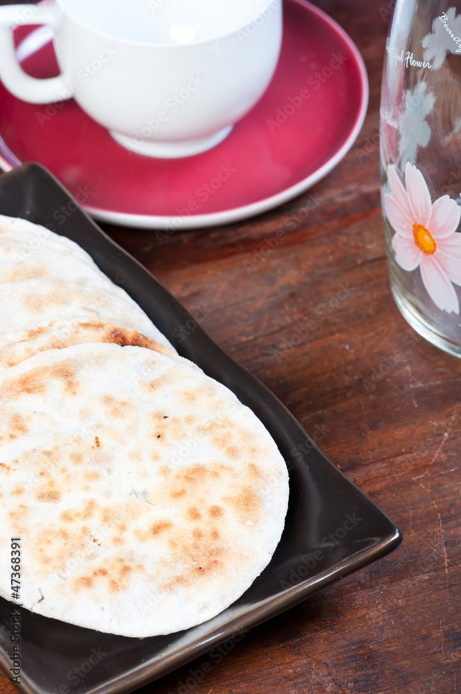 traditional food of the philippines piaya a flat bread Stock Photo ...