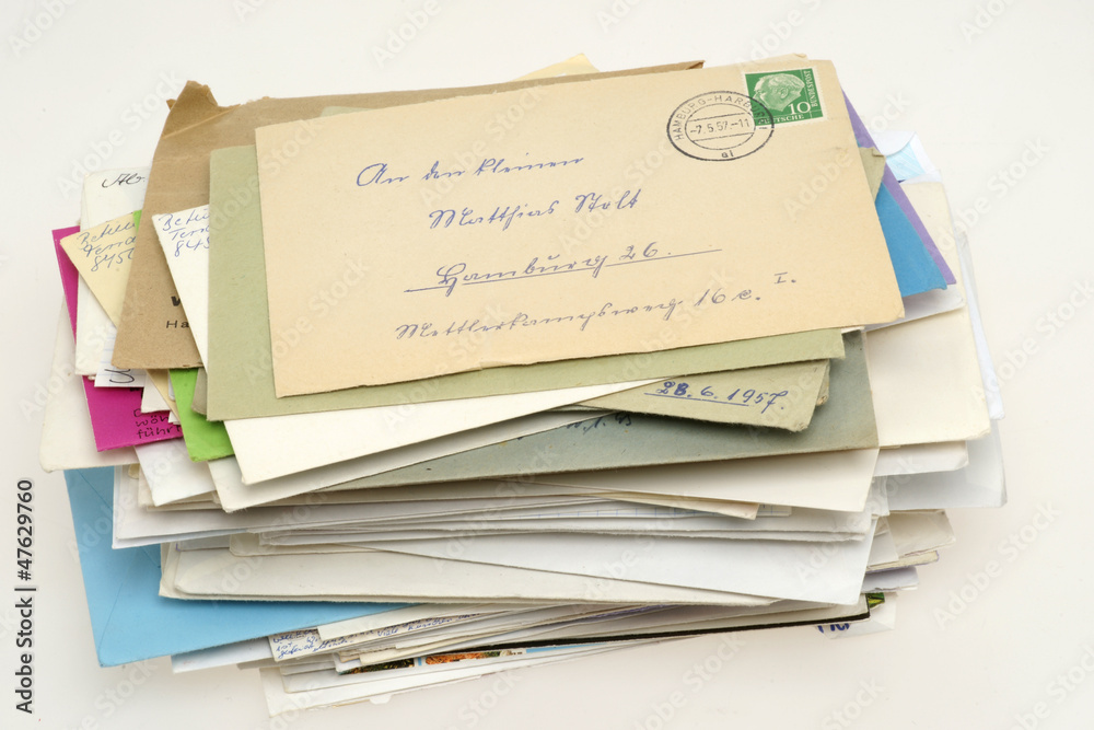 Ein Stapel alte Briefe Stock Photo | Adobe Stock