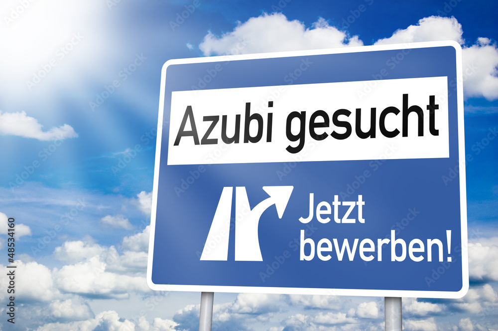 Wegweiser mit Azubi gesucht Stock-Foto | Adobe Stock