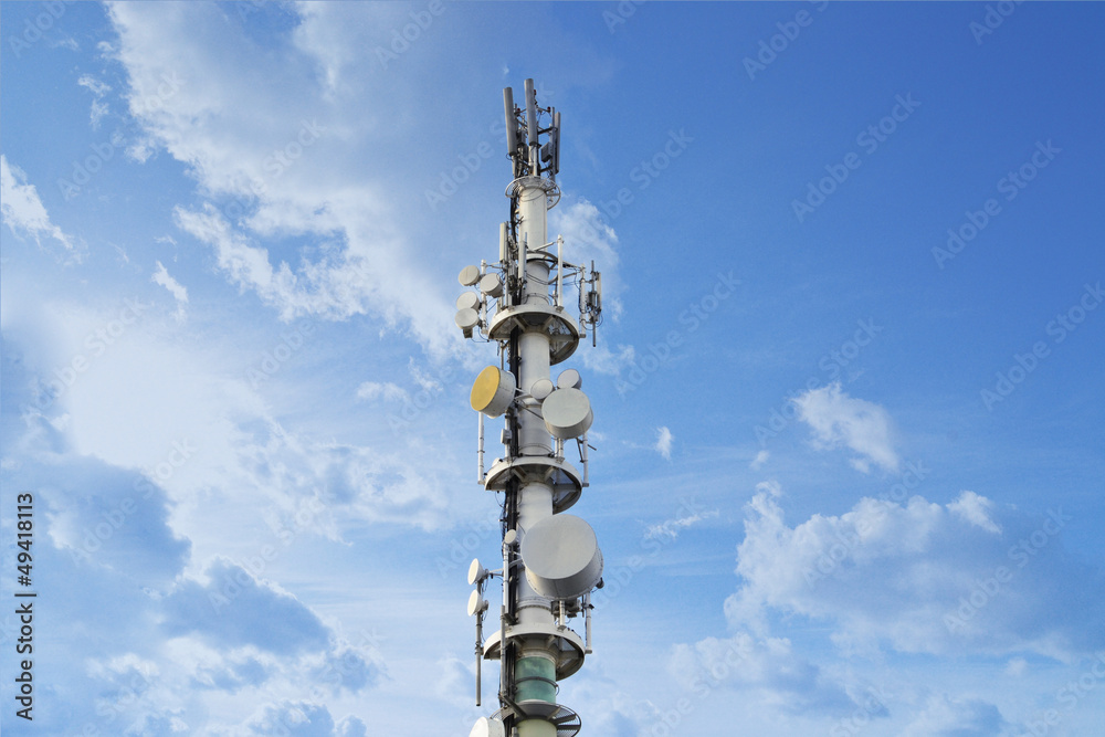 Torres de telecomunicaciones foto de Stock | Adobe Stock