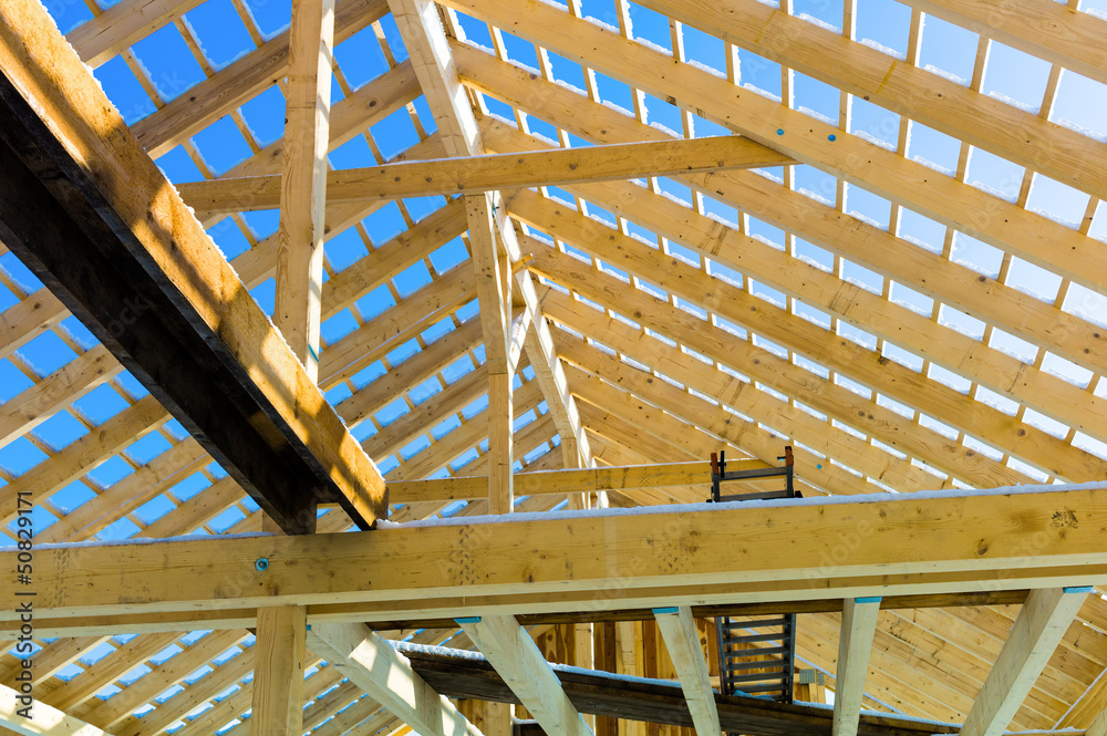 Dachkonstruktion aus Holz Stock Photo | Adobe Stock