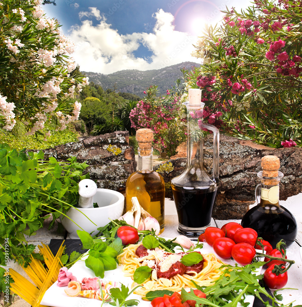 Italienische Spezialitäten in Italien genießen ภาพถ่ายสต็อก | Adobe Stock
