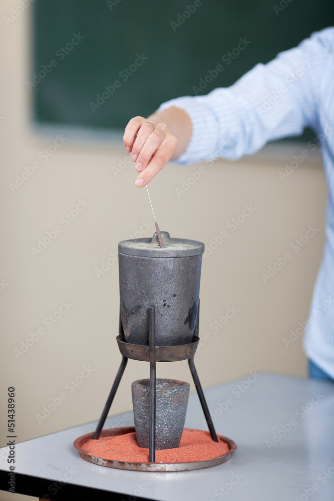 chemischer versuch Stock-Foto | Adobe Stock