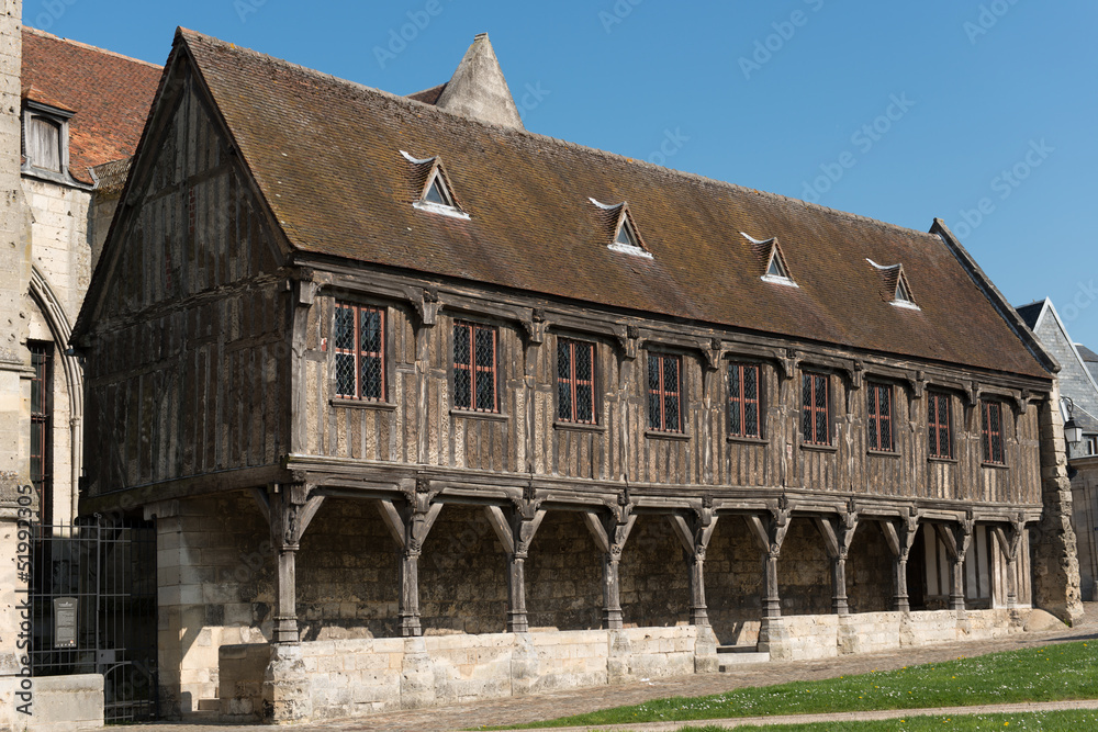 Bibliothèque du chapitre de la cathédrale de Noyon Stock Photo | Adobe ...