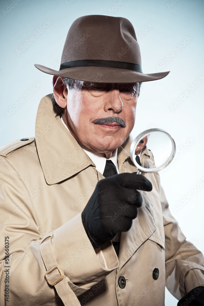 Retro detective man with mustache and hat. Holding magnifying gl Stock ...