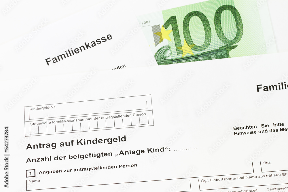 Kindergeldantrag Stock Photo | Adobe Stock