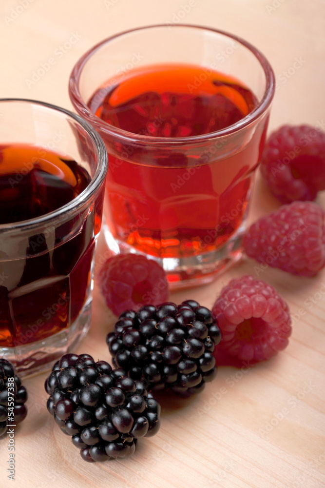 Lamponi,more e infuso Stock Photo | Adobe Stock