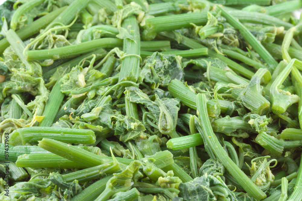 brèdes chouchou, gastronomie réunionnaise Photos | Adobe Stock