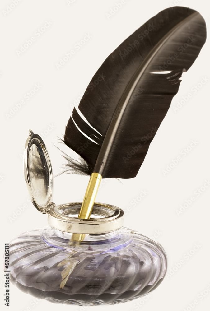 encrier et plume de calligraphie médiévale Stock Photo | Adobe Stock