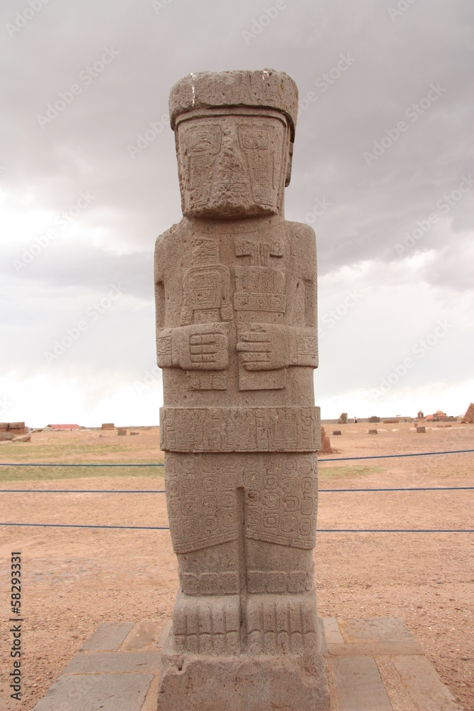 Ancient Monolith Ponce in Kalasasaya temple, Tiwanaku, Bolivia Stock ...