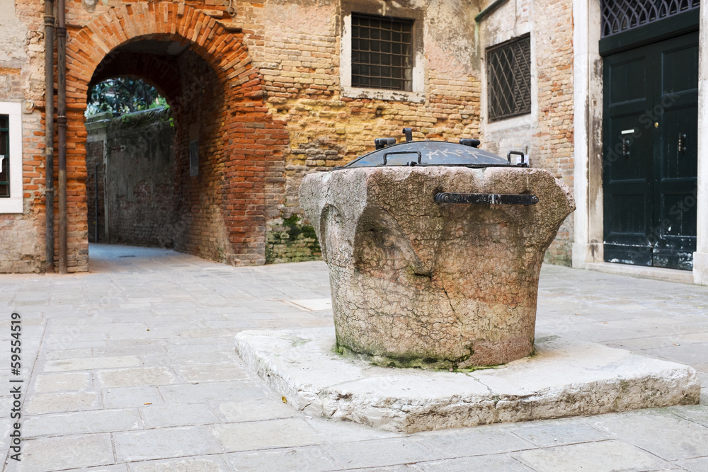 Pozzo veneziano Stock Photo | Adobe Stock