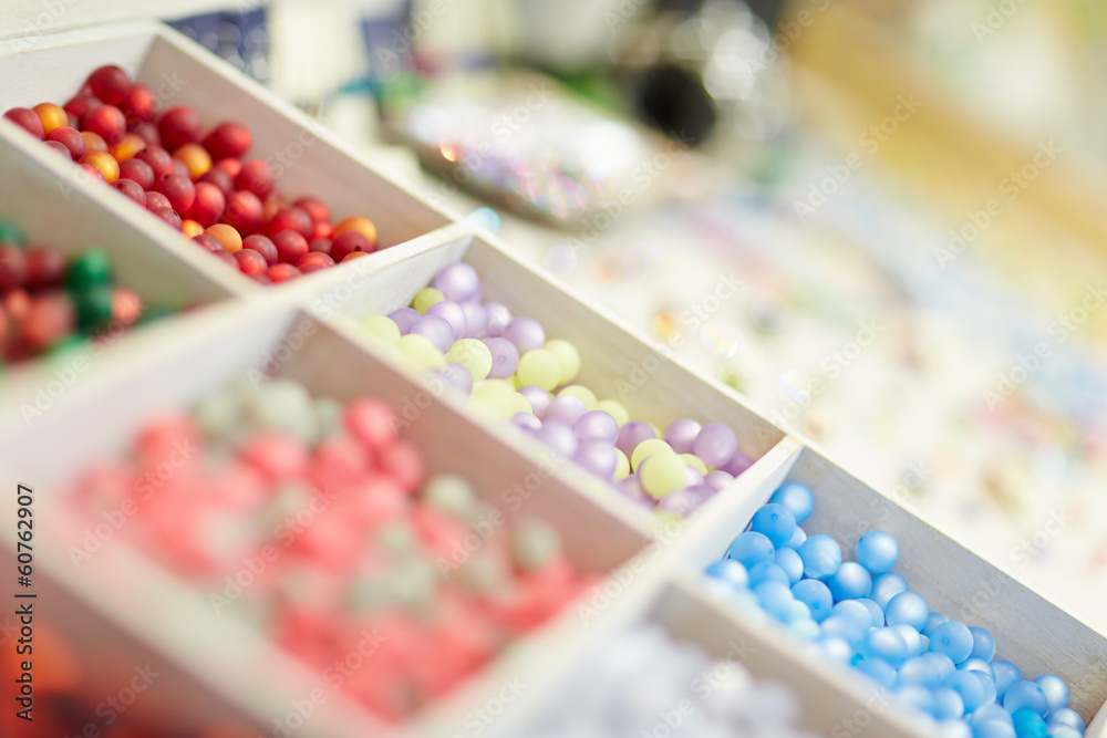 Bunte Perlen in einer Boutique Stock Photo | Adobe Stock