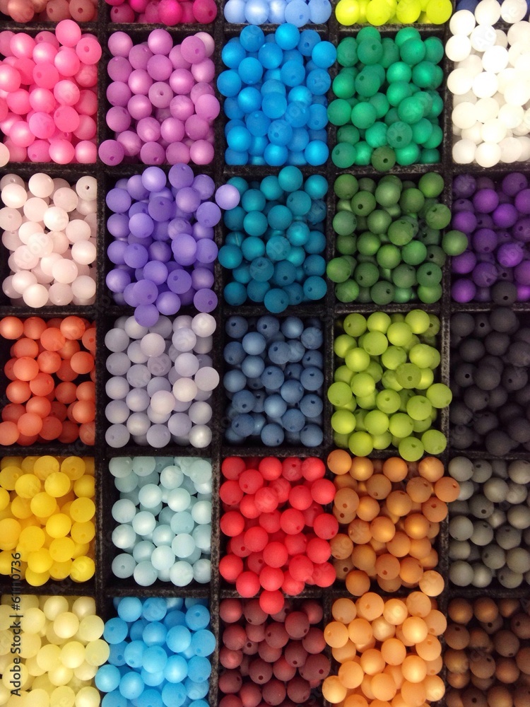 Bunte Perlen für Schmuck Stock Photo | Adobe Stock