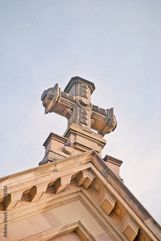 Giebelkreuz der Mainzer Christuskirche Stock-Foto | Adobe Stock