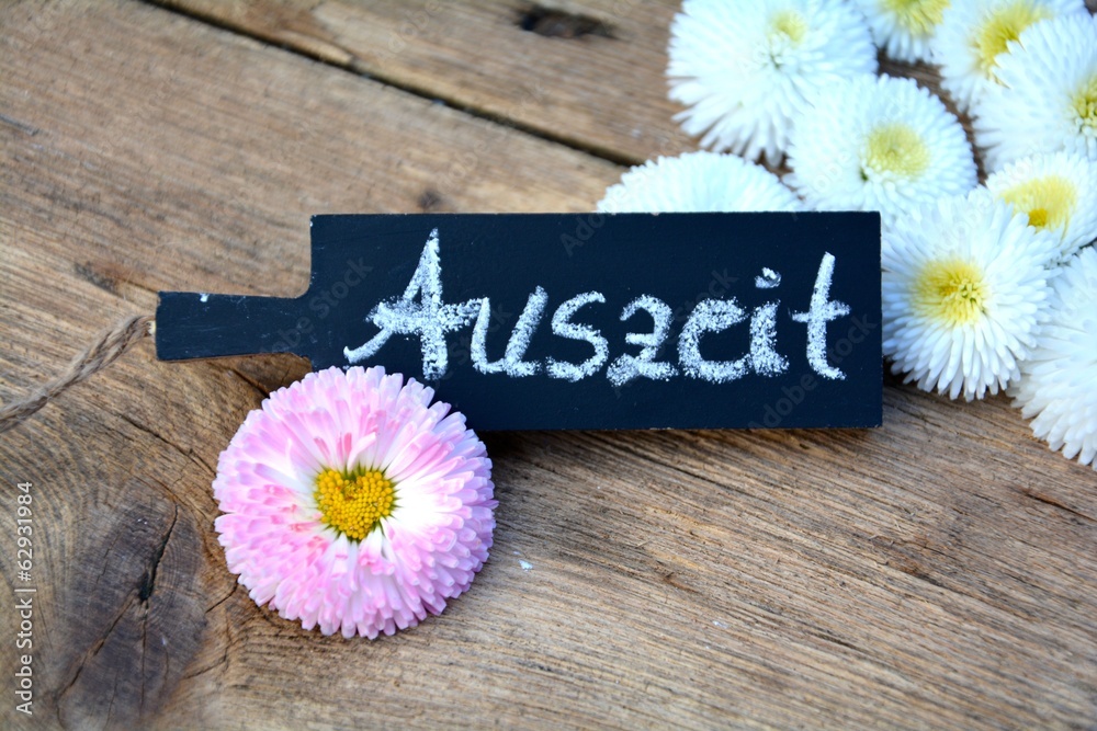 Auszeit- Tafel mit Text Stock-Foto | Adobe Stock