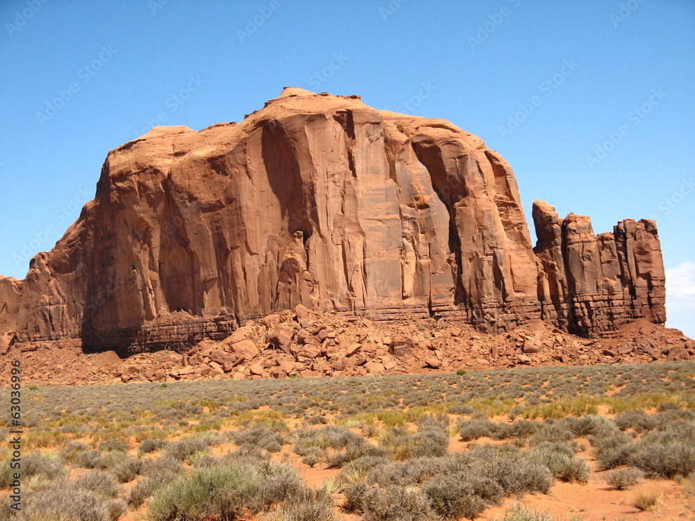 Etats-Unis - Monument Valley - Rocher dans le desert Photos | Adobe Stock