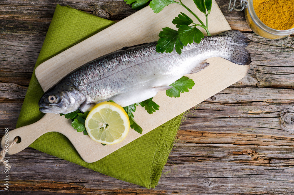 Forelle, Regenbogenforelle Stock Photo | Adobe Stock