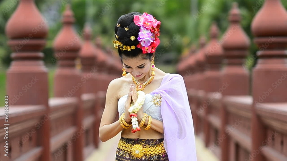 Thai Woman Salute Of Respect In Traditional Costume Of Thailand Stock ...