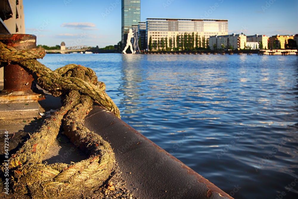 Berlin an der Spree Stock-Foto | Adobe Stock
