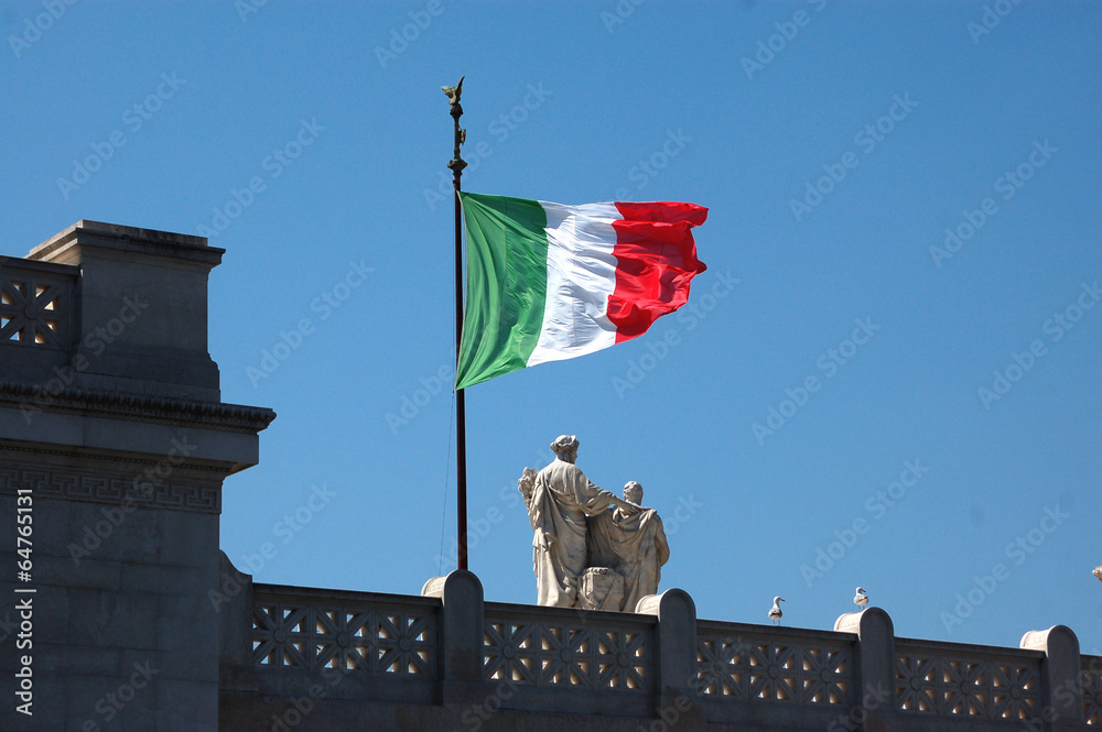 The Italian flag waving at the altar of the Fatherland in Roma-I Stock ...