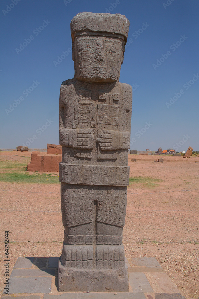 Tiahuanaco |Tiwanaku | sculpture | pre-columbian art Stock Photo ...