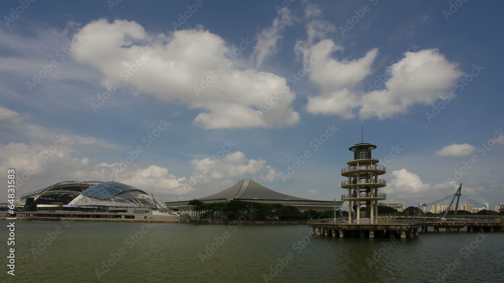Tanjong Rhu Park in Singapore along Kallang River Basin Stock ビデオ ...