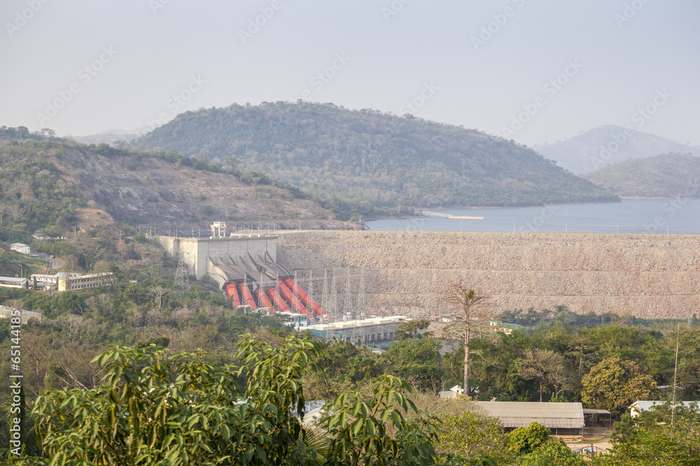 Akosombo Hydroelectric Power Station on the Volta River in Ghana Stock ...