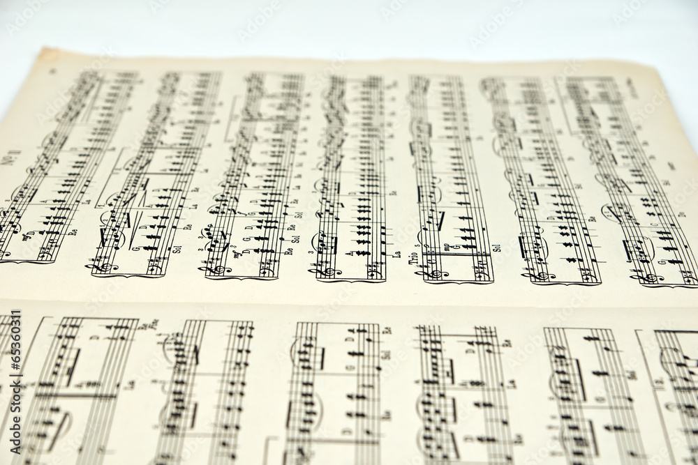 Notenblatt Stock Photo | Adobe Stock