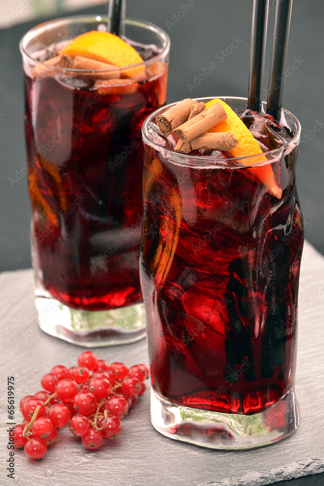 Coctel cola spritz,coctel de frutas,refresco gaseosa. Stock Photo ...