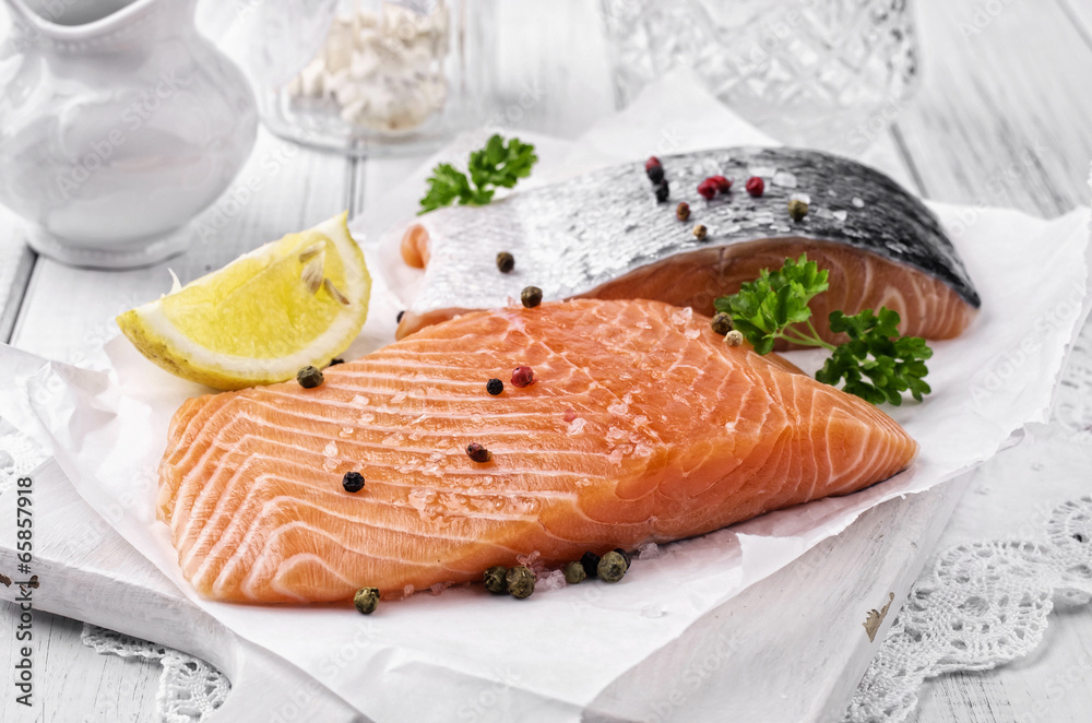 Lachsfilet Stock-Foto | Adobe Stock