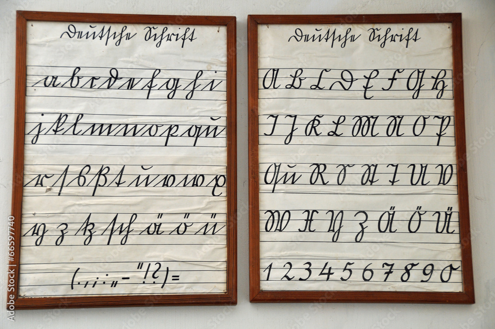 Alphabet Deutsche Schrift Stock-Foto | Adobe Stock