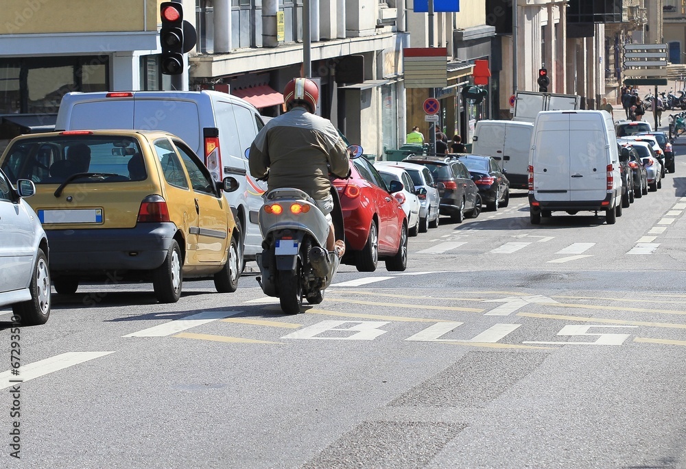 circulation routiere Photos | Adobe Stock