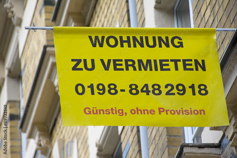 Werbeschild: Wohnung zu vermieten Stock-Foto | Adobe Stock